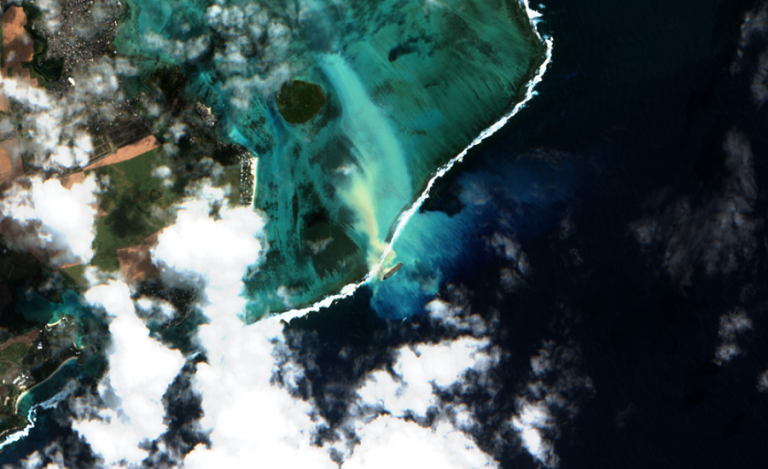Hydrocarbon Pollution Alert in Mauritius - CLS Maritime Surveillance